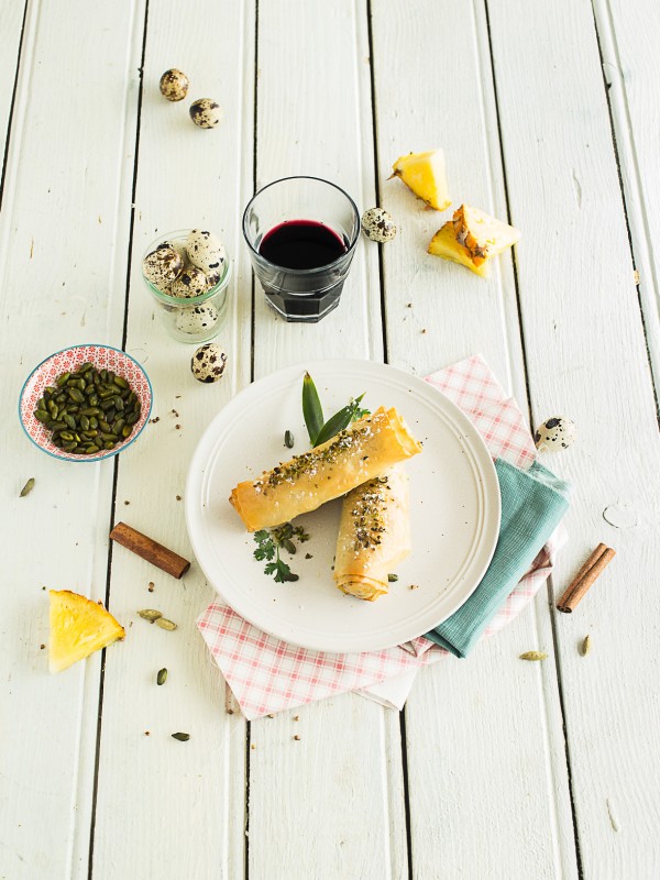 « Pastillas Rolls » Caille, Ananas & Pistache | La Raffinerie Culinaire